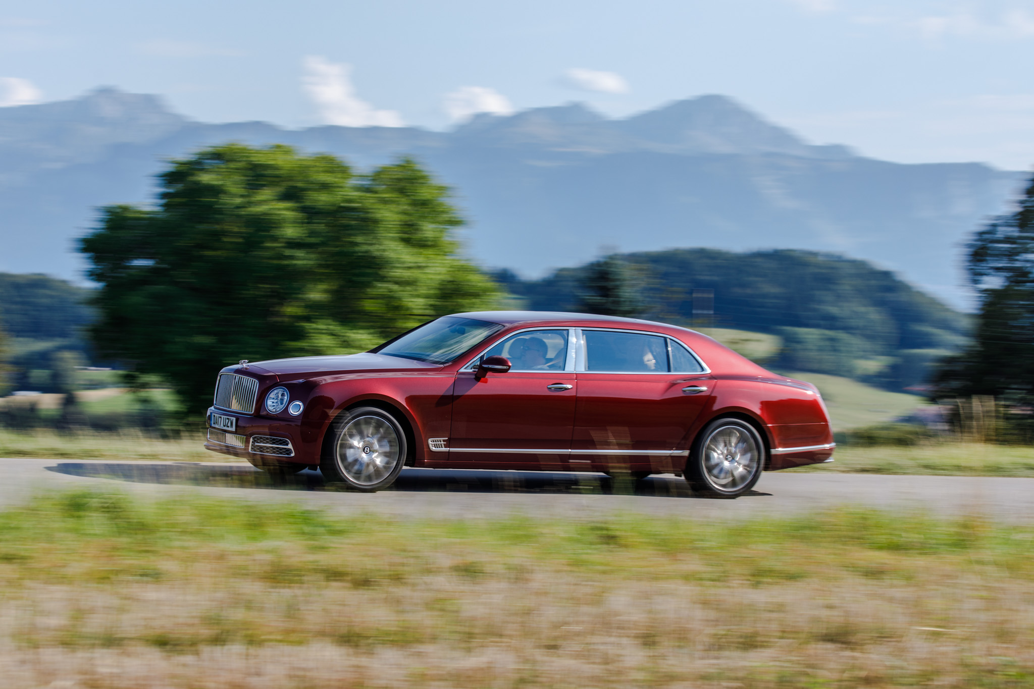 Essai – Bentley Mulsanne Extended Wheelbase : Le palace XXL – wheels ...