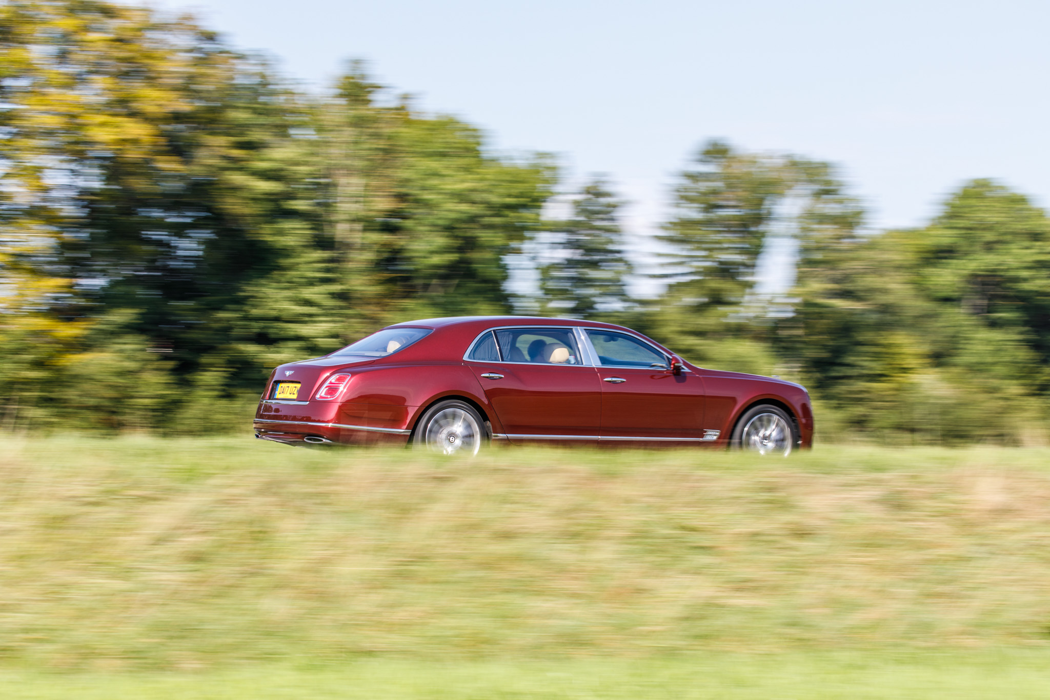 Essai – Bentley Mulsanne Extended Wheelbase : Le palace XXL – wheels ...