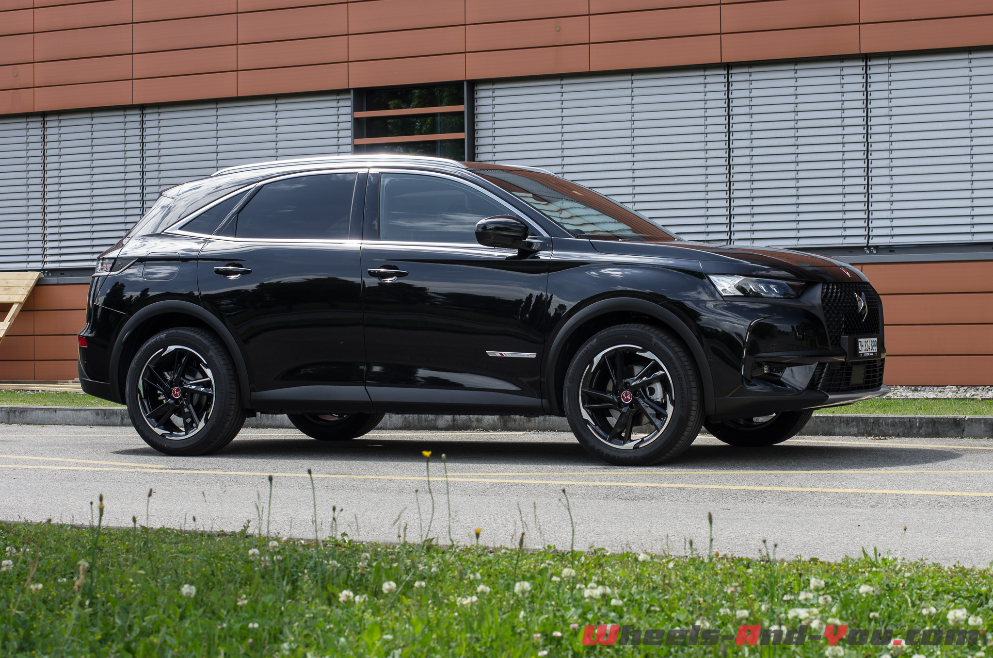 Essai – DS 7 Crossback PureTech 225 : Ne l’appelez pas Citroën ...