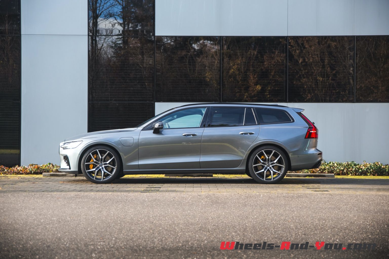 Essai – Volvo V60 T8 Polestar Engineered : Polyvalence et performance ...