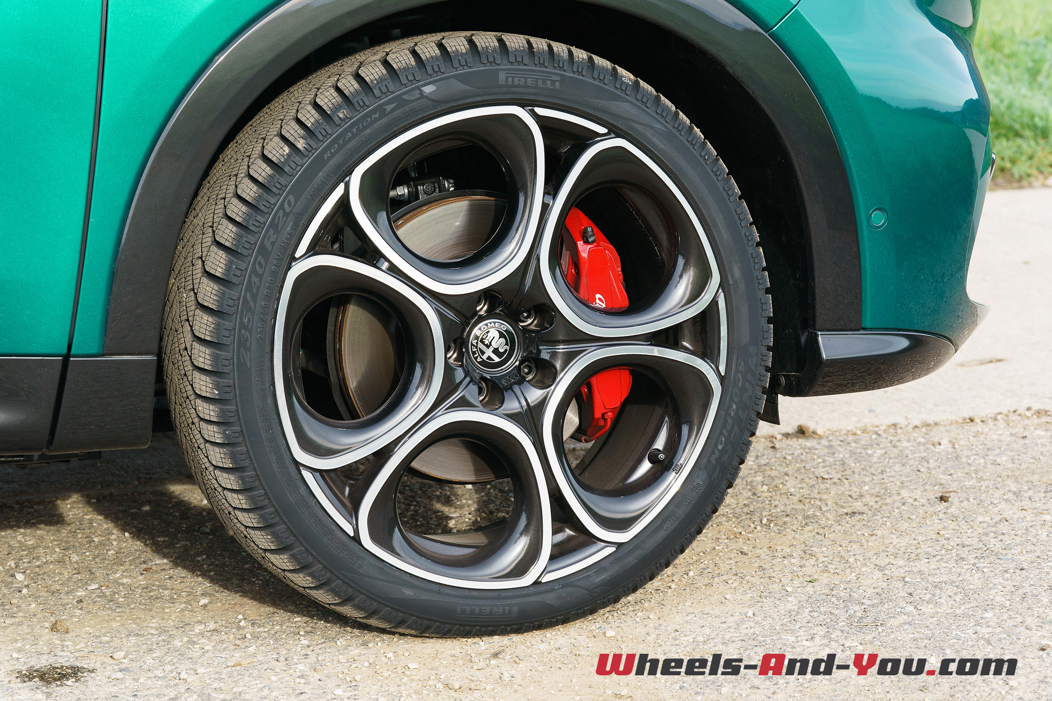 Essai – Alfa Romeo Tonale : Mise-t-il tout sur son physique ? – wheels ...