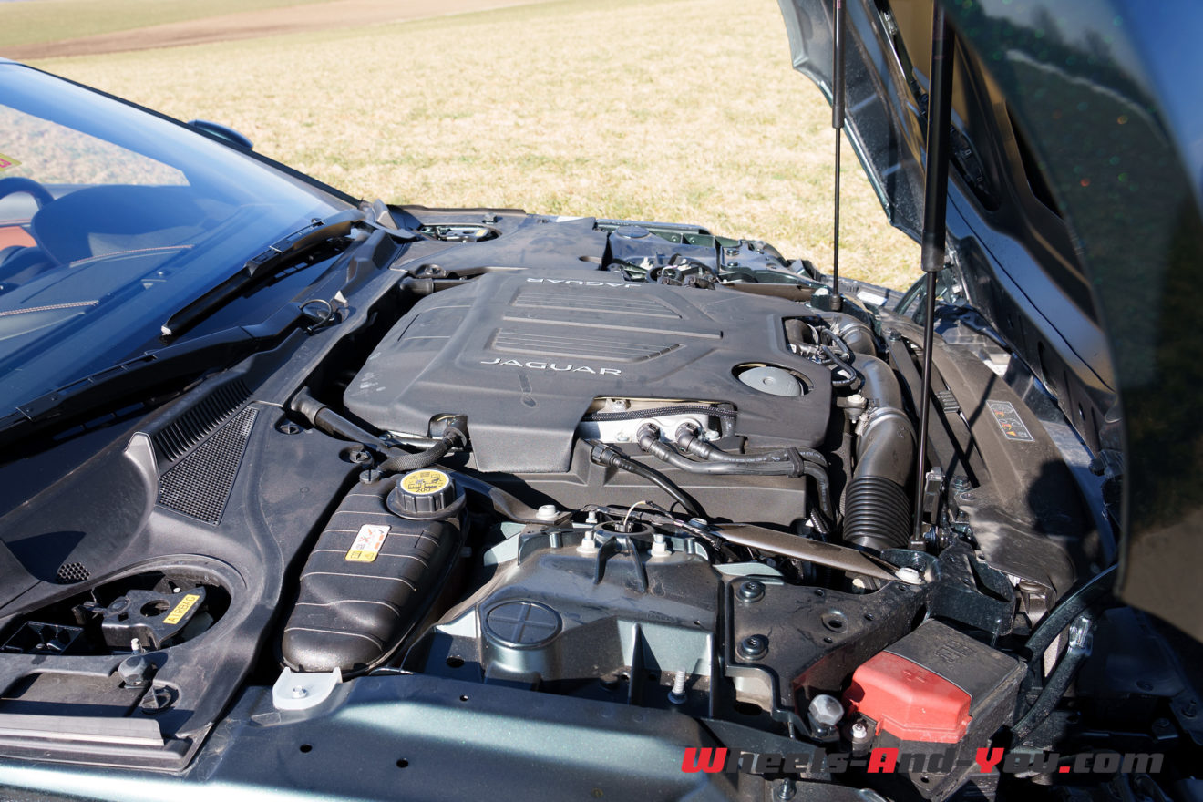 Essai – Jaguar F-Type R75 Cabriolet : Un félin plus civilisé – wheels ...