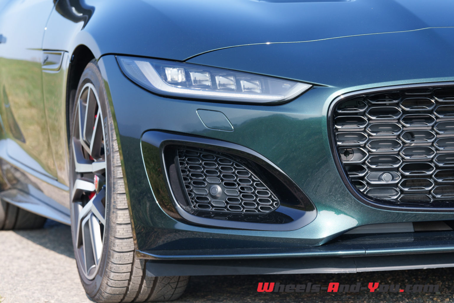 Essai – Jaguar F-Type R75 Cabriolet : Un félin plus civilisé – wheels ...