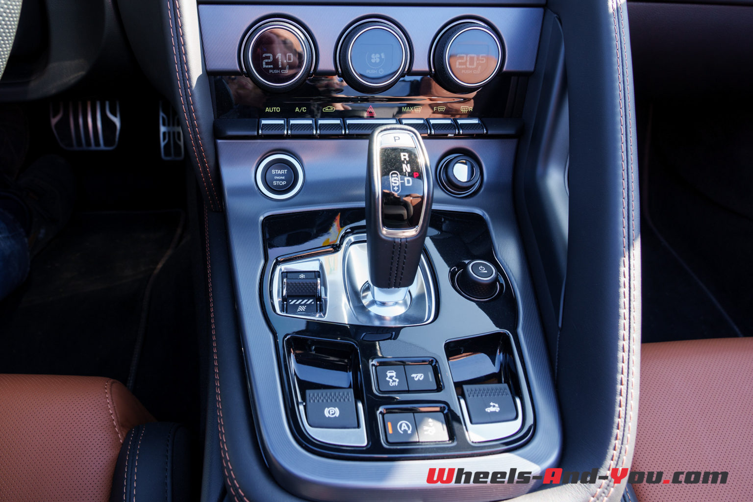 Essai – Jaguar F-Type R75 Cabriolet : Un félin plus civilisé – wheels ...