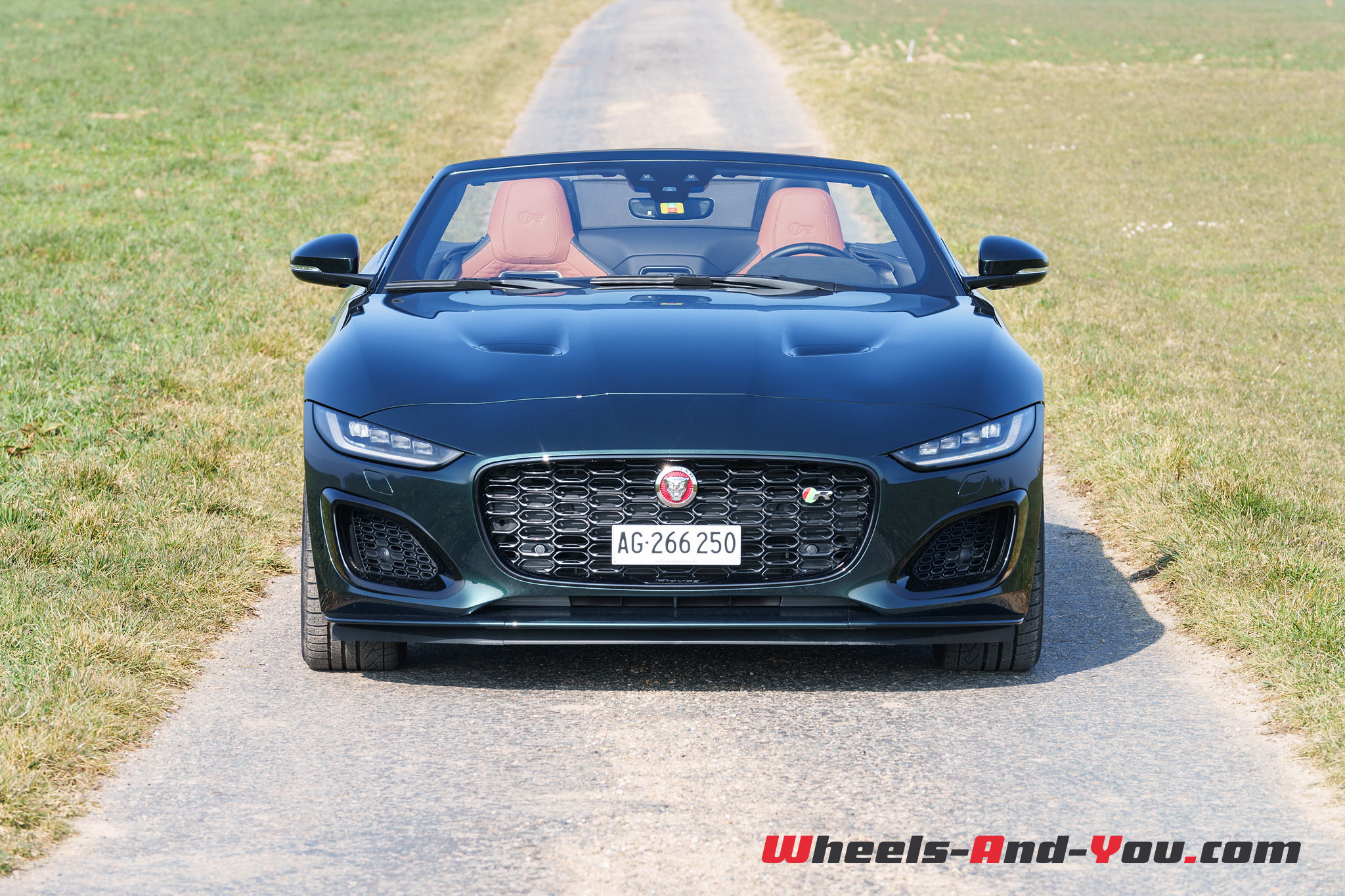 Essai – Jaguar F-Type R75 Cabriolet : Un félin plus civilisé – wheels ...
