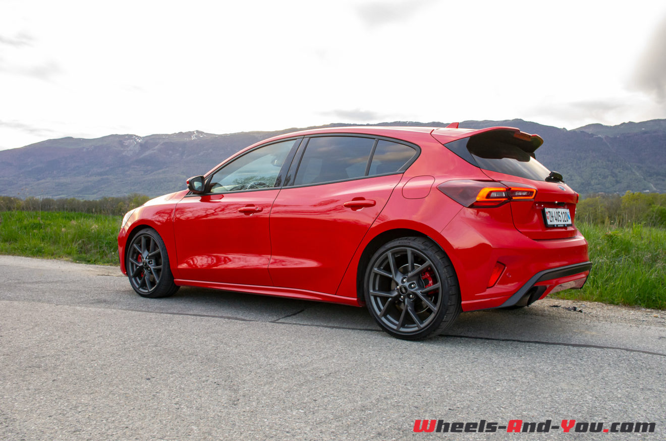 Essai – Ford Focus ST : Mieux que GTI, la ST ! – wheels-and-you.com
