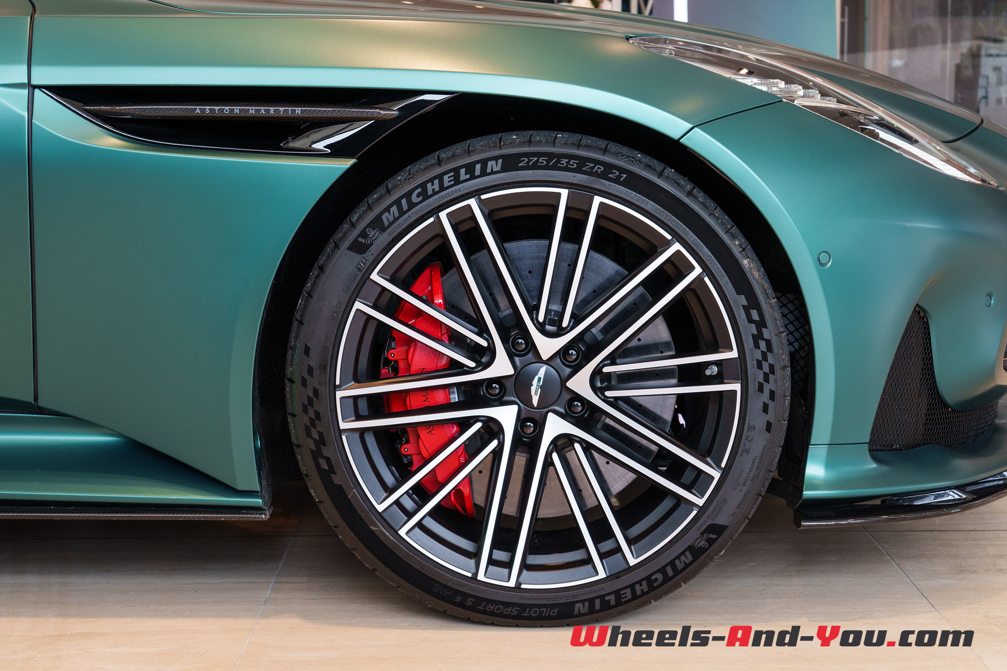 Lancement – Aston Martin DB12 – wheels-and-you.com