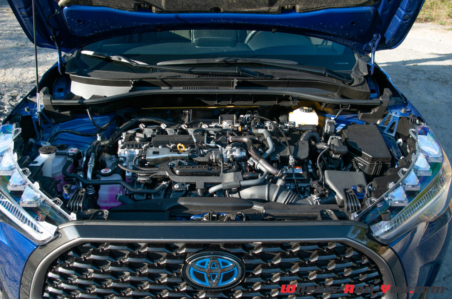 Essai – Toyota Corolla Cross 2.0 VVT-i Hybrid : Une Corolla sauce SUV ...