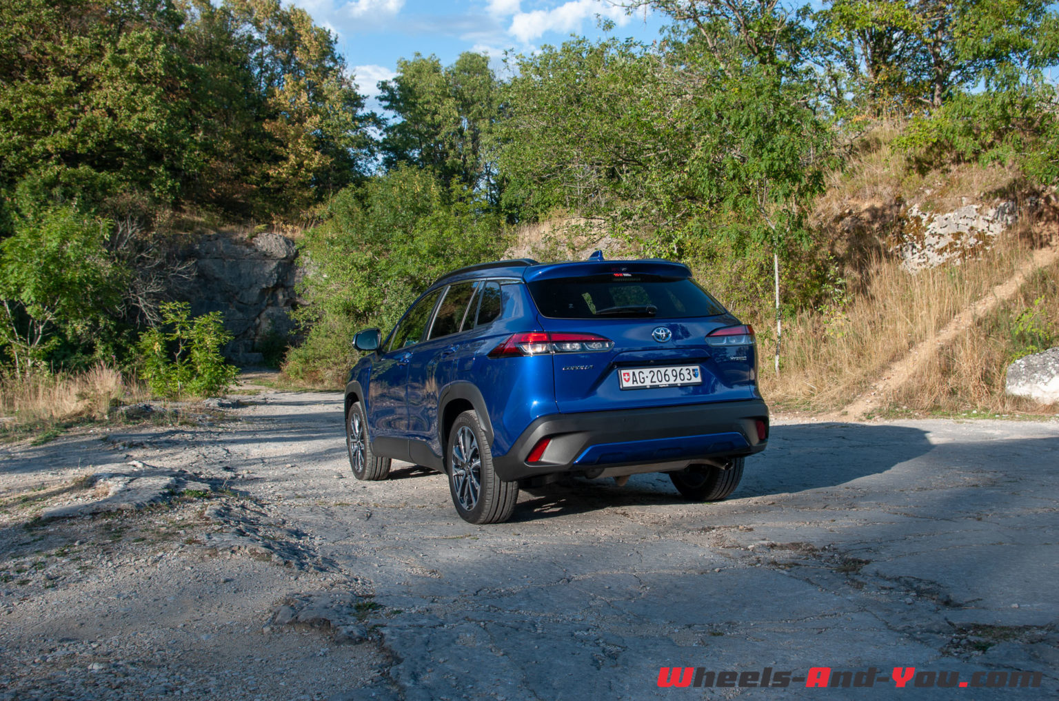 Essai – Toyota Corolla Cross 2.0 VVT-i Hybrid : Une Corolla sauce SUV ...